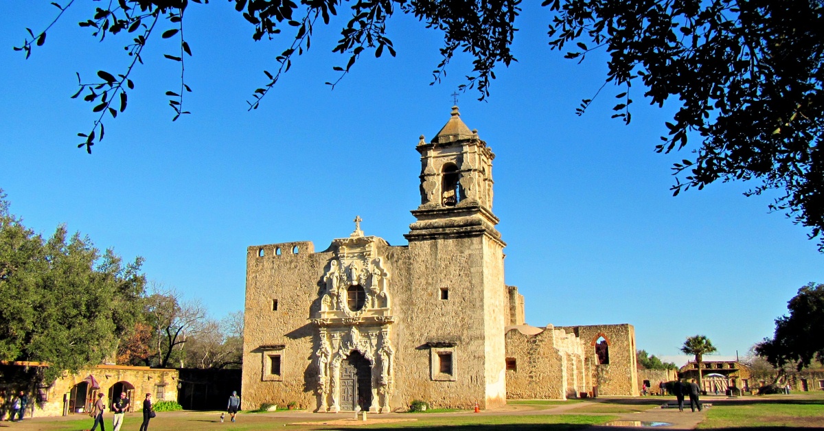 Visit These 7 Haunted Missions in Texas At Your Peril
